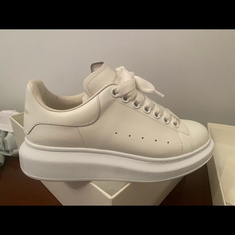 Alexandra Mcqueen Sneakers - Gem